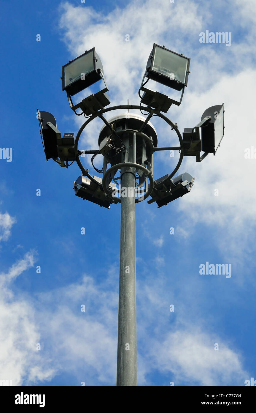 Halogen lamp post hi-res stock photography and images - Alamy