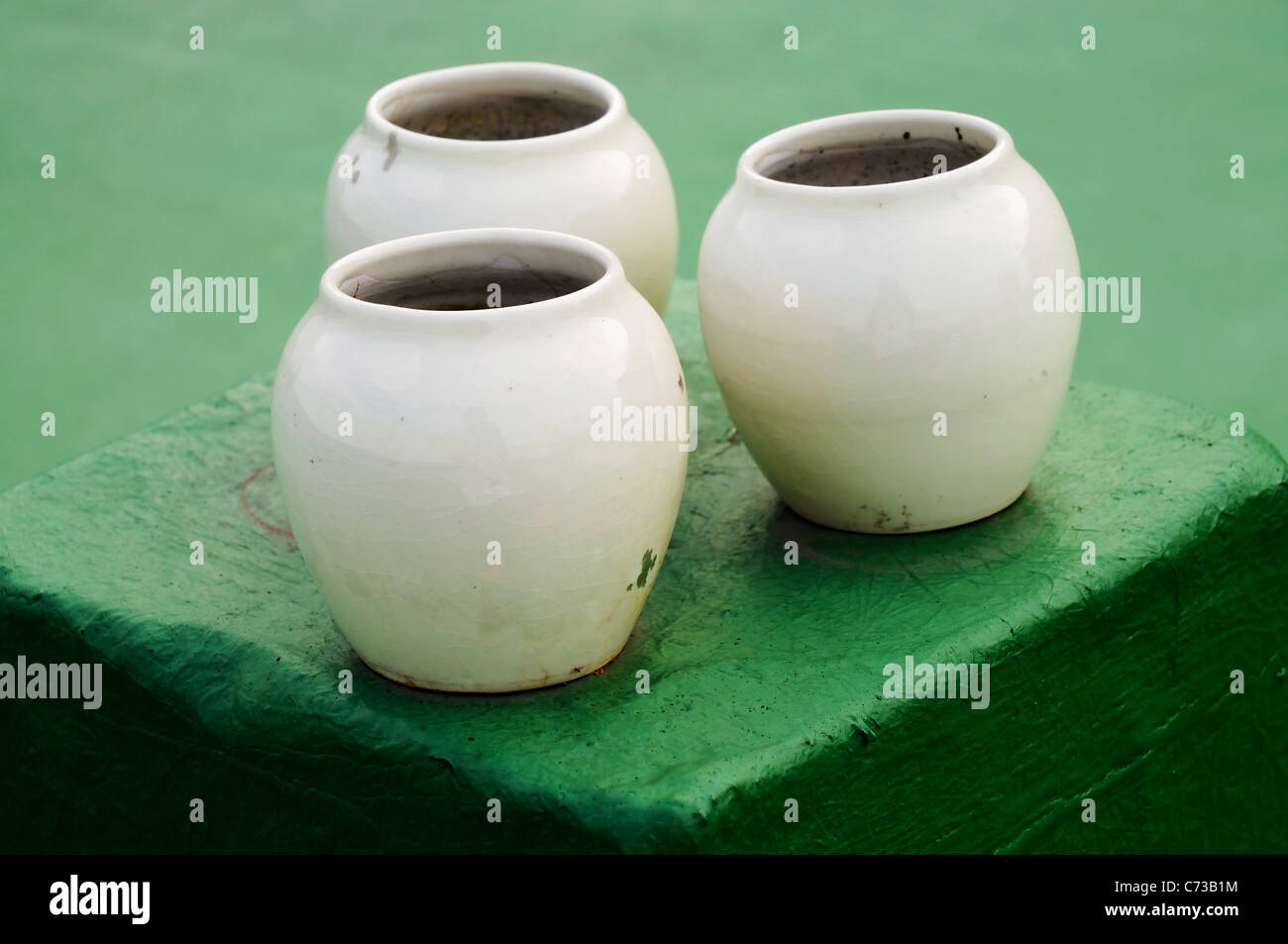 Little urn hi-res stock photography and images - Alamy