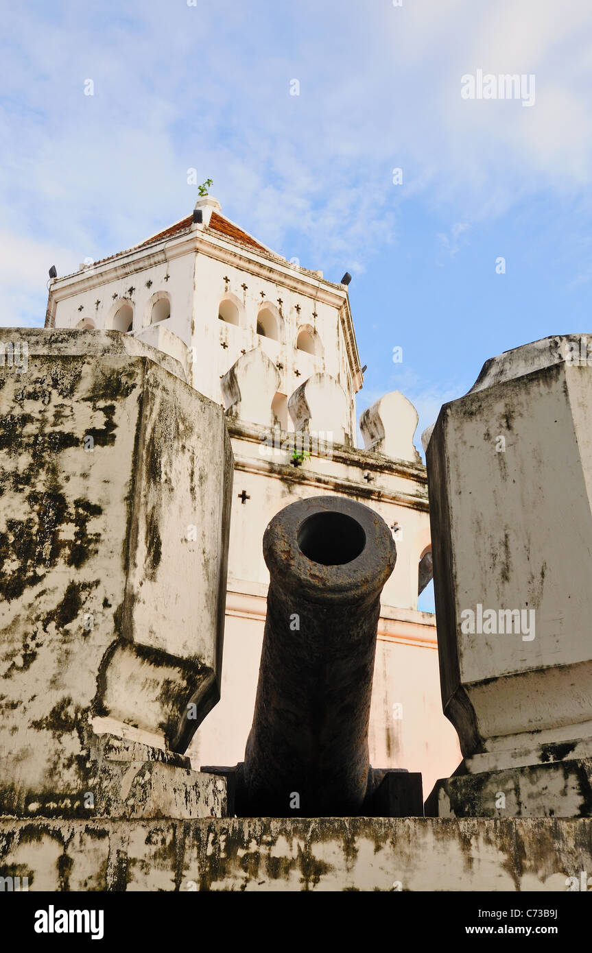 white fort with cannon Stock Photo - Alamy