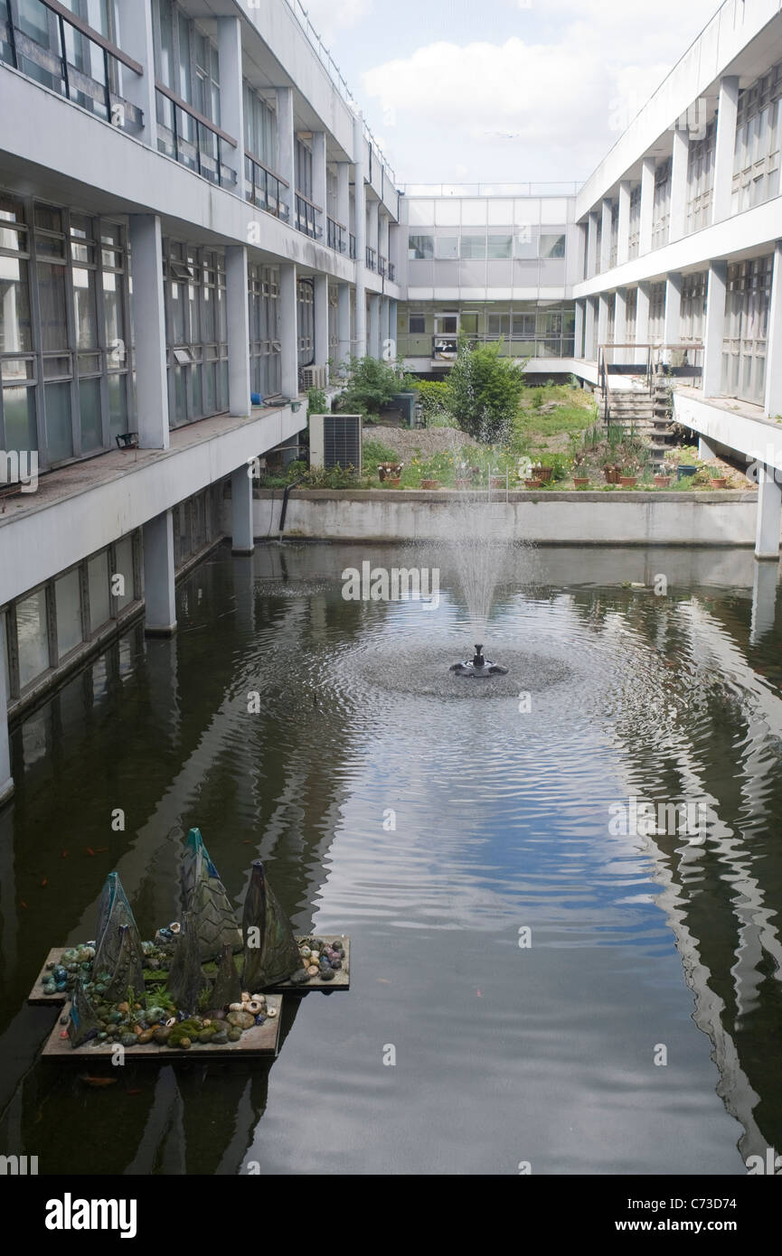 Hillingdon hospital pond Stock Photo - Alamy