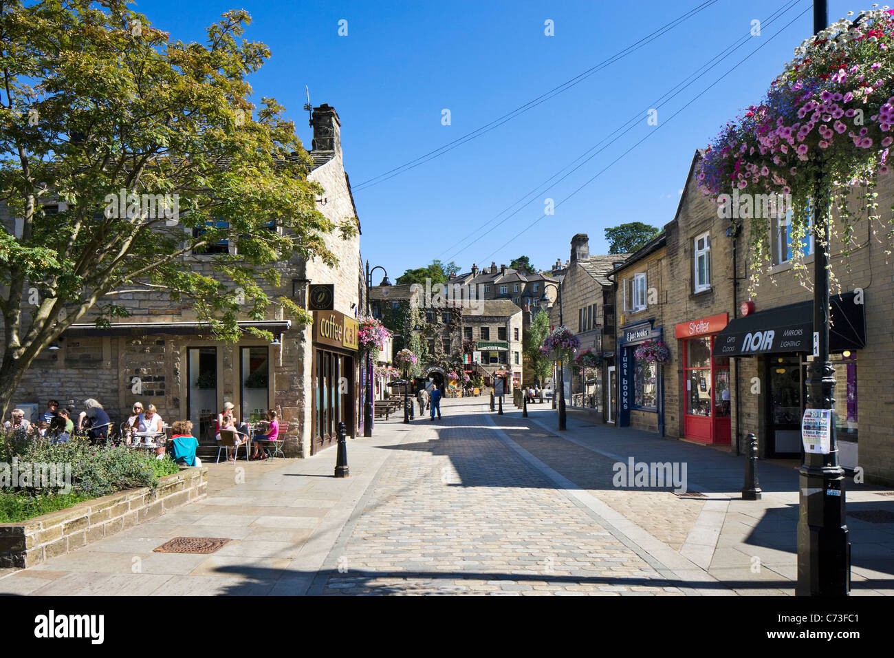 Hebden bridge and shops hi-res stock photography and images - Alamy