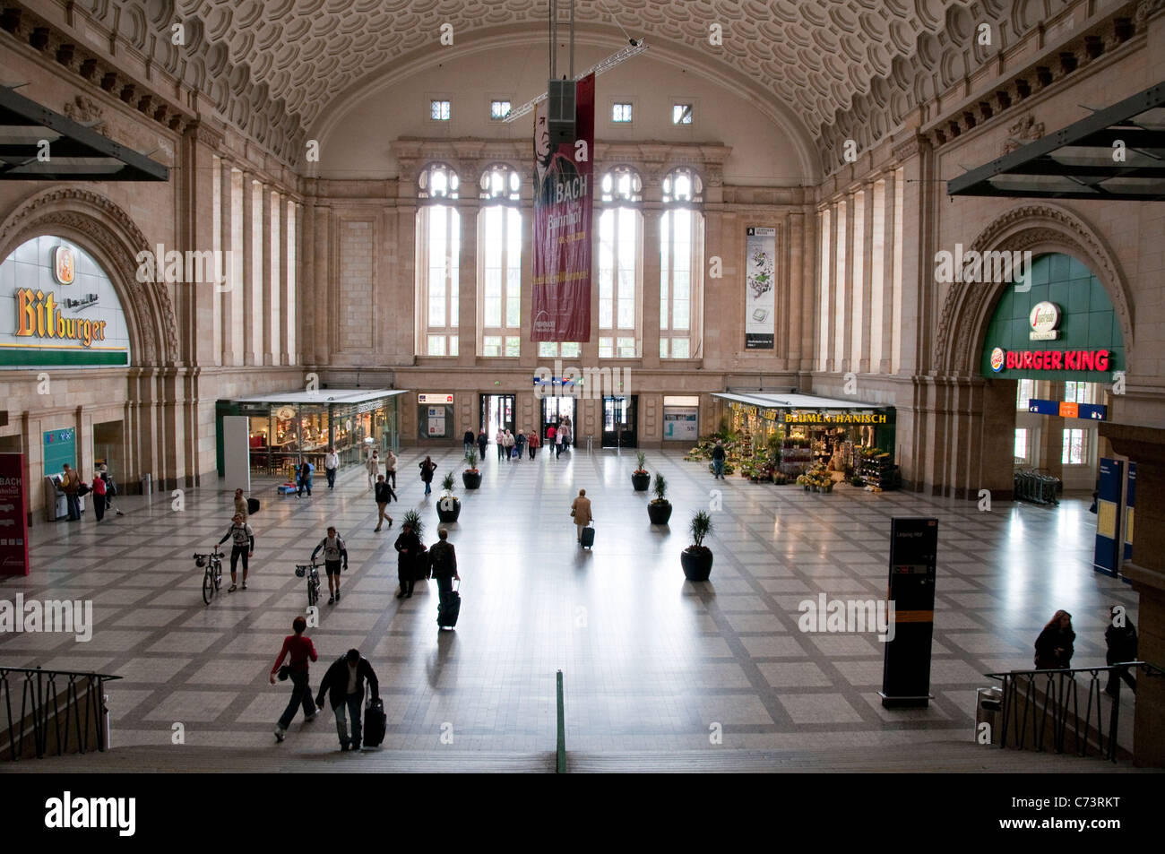 Leipzig germany main train station hi-res stock photography and images ...