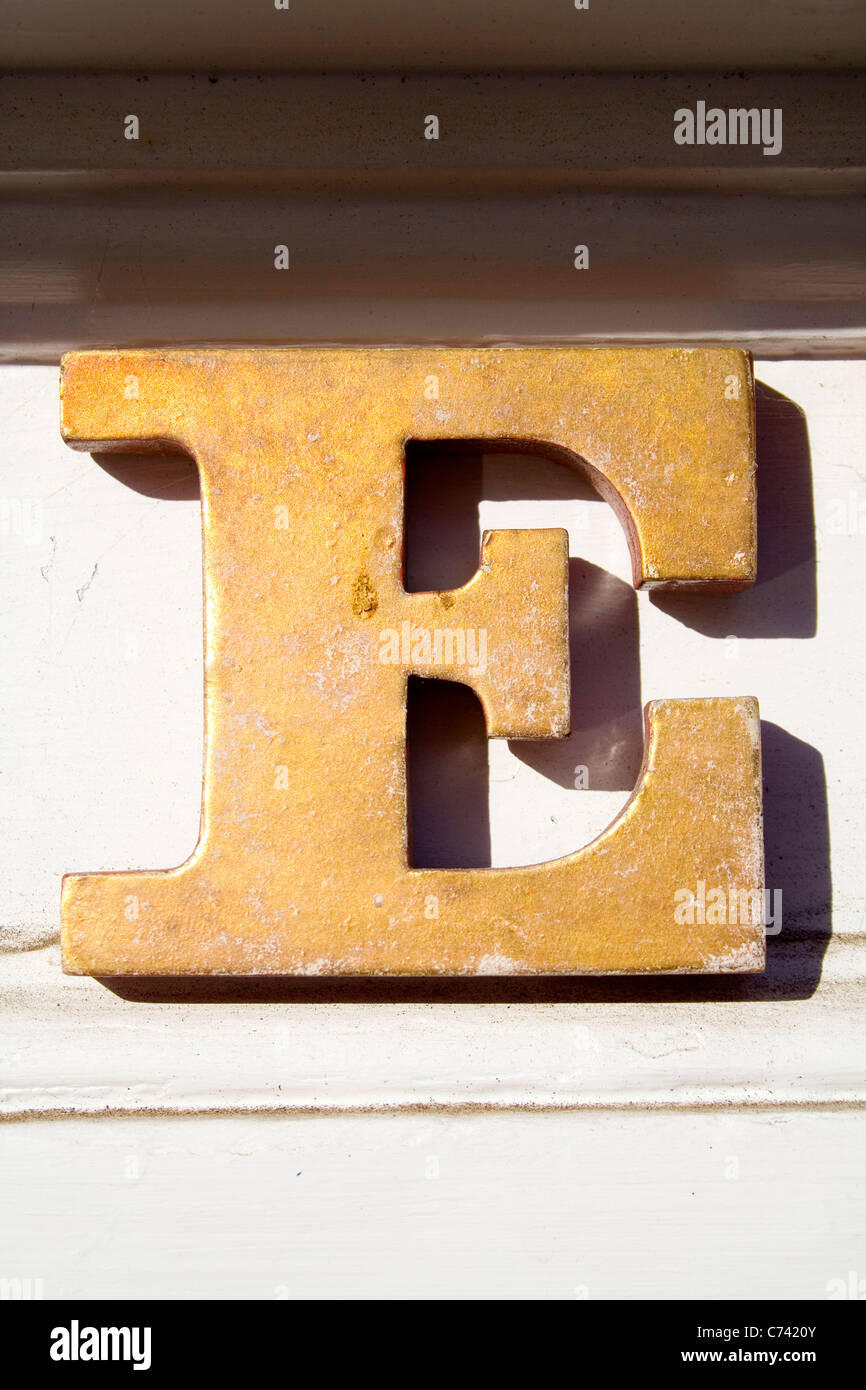Letter e alphabet vintage hi-res stock photography and images - Alamy