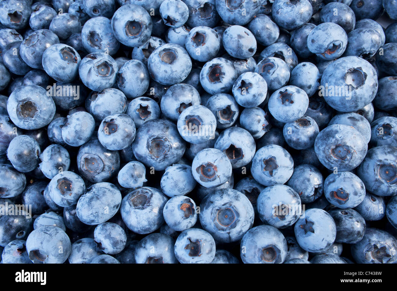 Fruit blue hi-res stock photography and images - Alamy