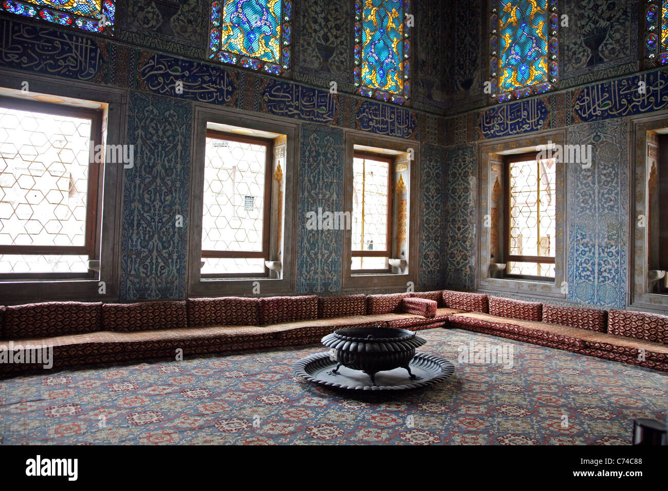 Harem architecture hi-res stock photography and images - Alamy