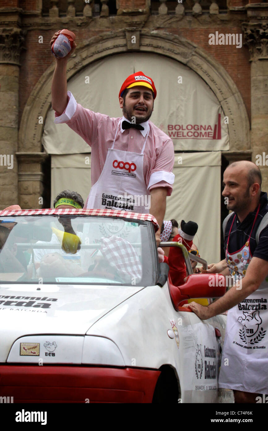 Crazy masked face hi-res stock photography and images - Alamy