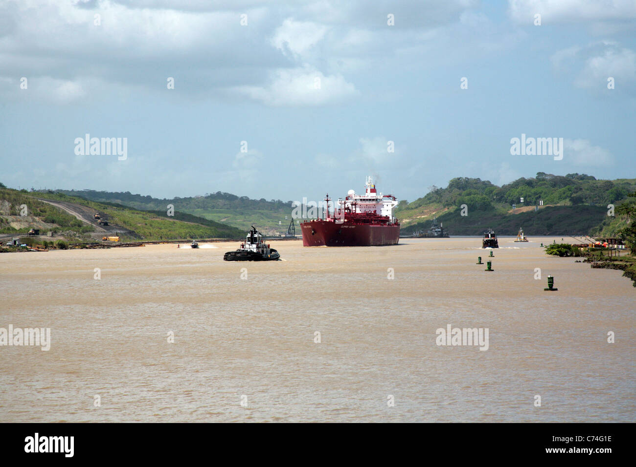 Gaillard Cut or Corte Culebra, the narrowest point of the Panama Canal ...