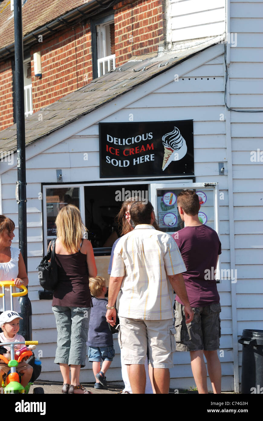 ice cream queue Stock Photo - Alamy