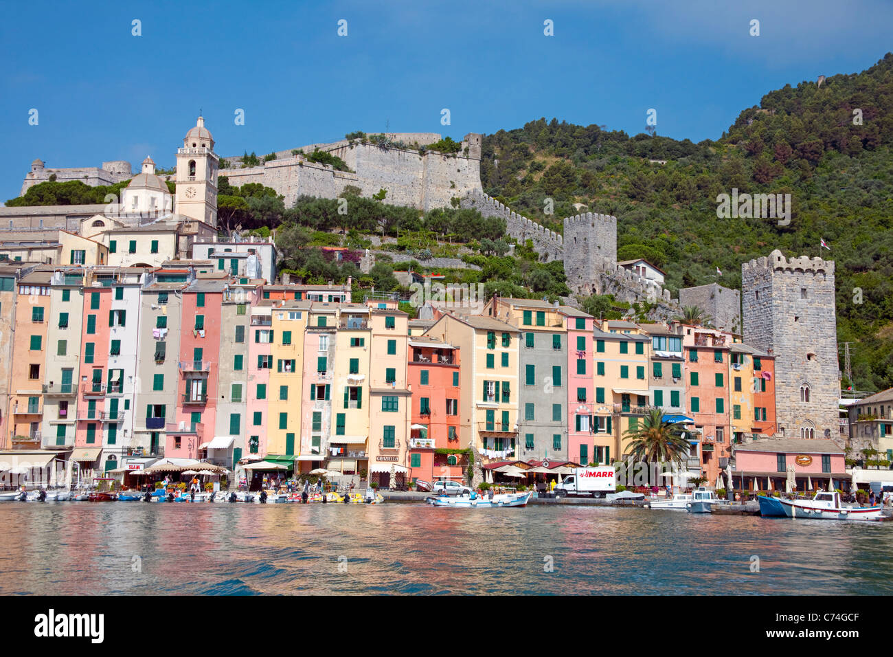 Harbour and colourful row of houses, fishing village Porto Venere ...
