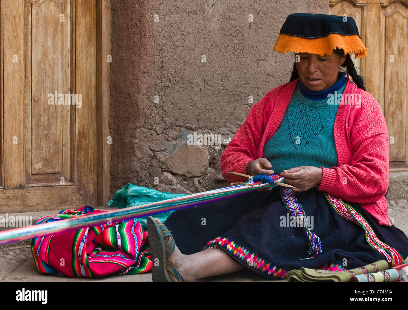 Inca weaving tradition hi-res stock photography and images - Alamy