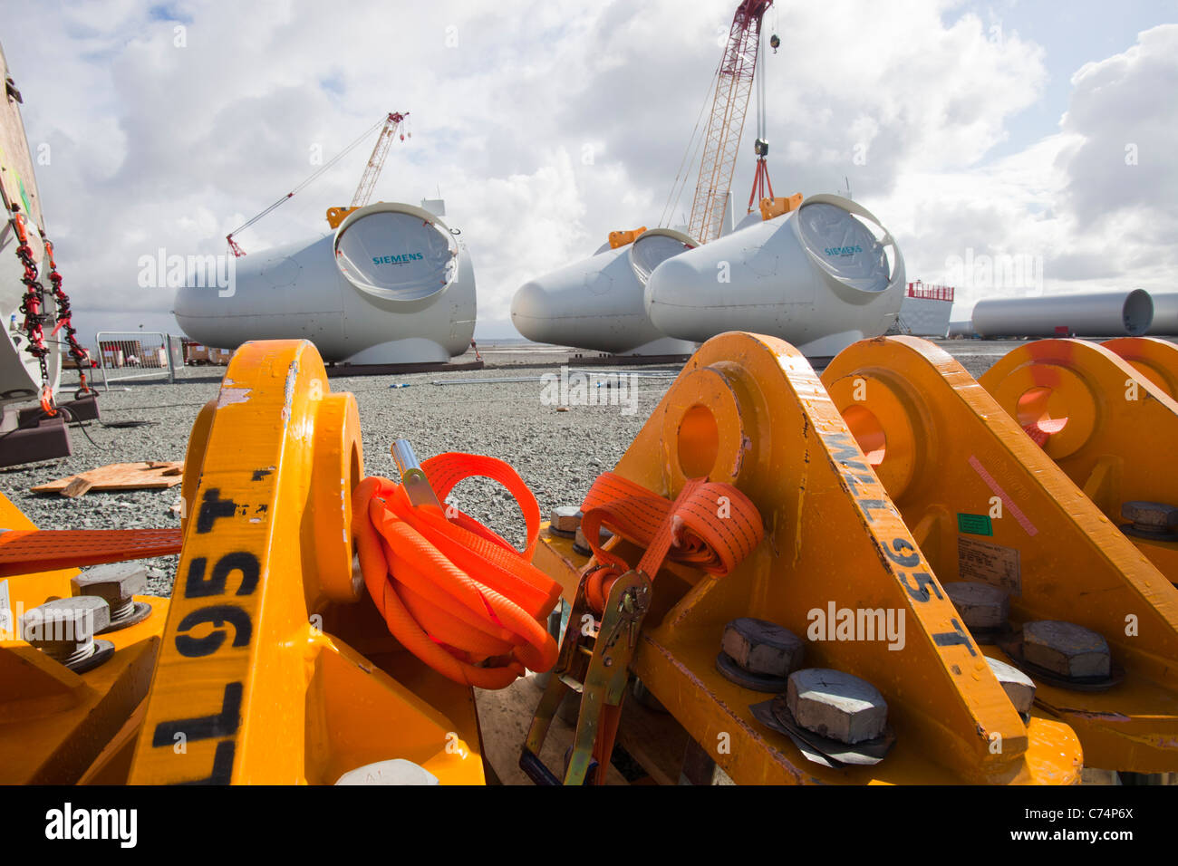 Wind turbine parts hi-res stock photography and images - Alamy
