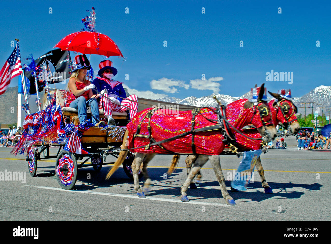 Mule drawn wagon hi-res stock photography and images - Alamy