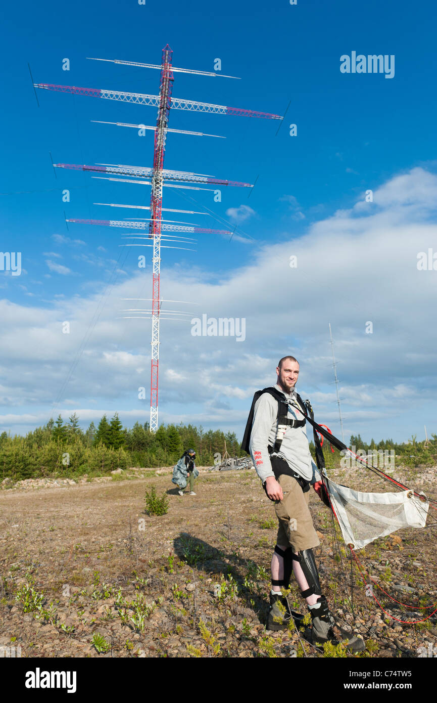 Base jumping antenna hi-res stock photography and images - Alamy
