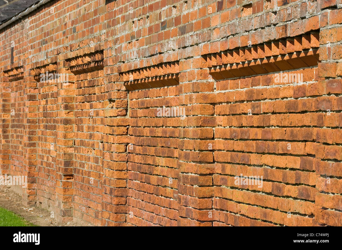 Old bricks building uk hi-res stock photography and images - Alamy