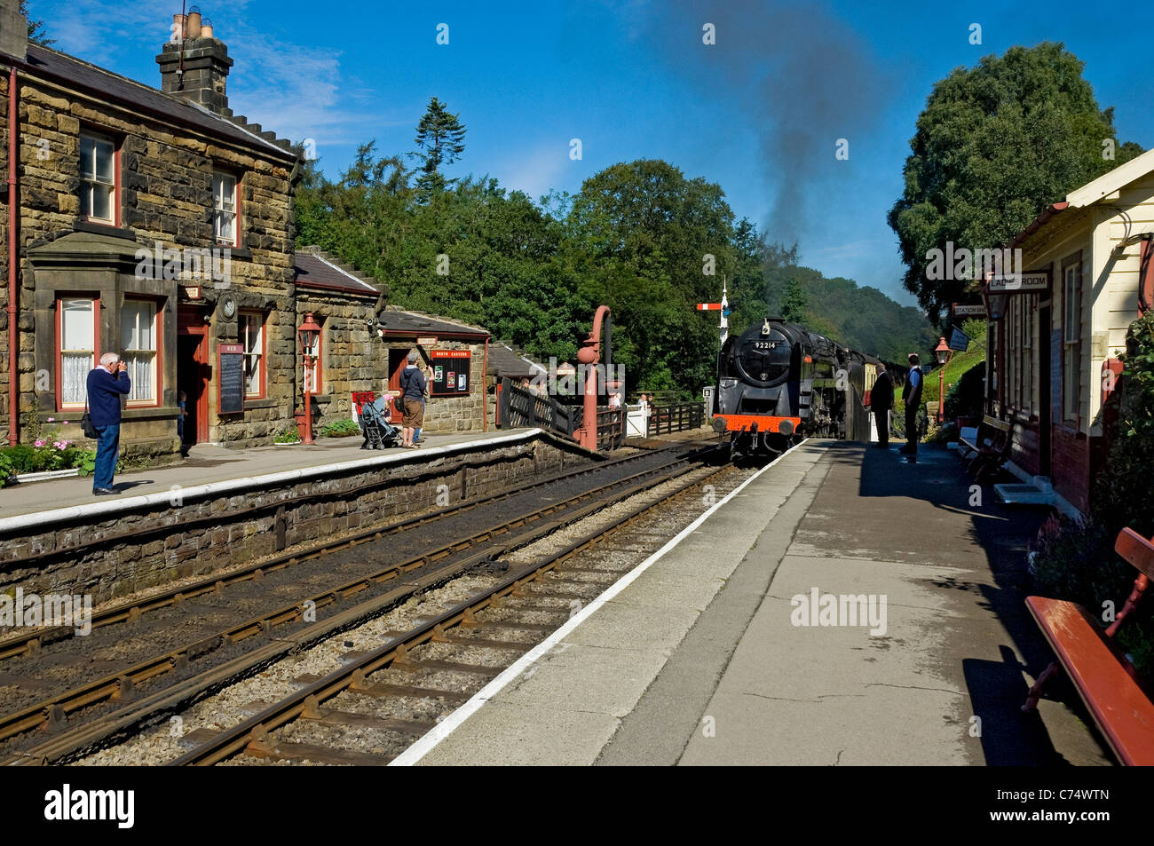 Train in station in goathland High Resolution Stock Photography and ...