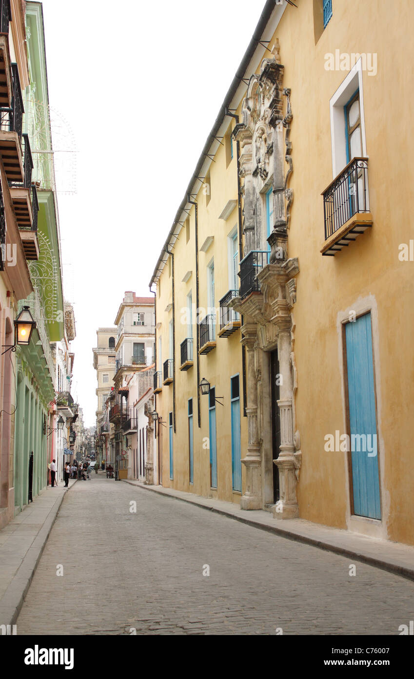 A colonial street in the city of Havana, Cuba Stock Photo - Alamy