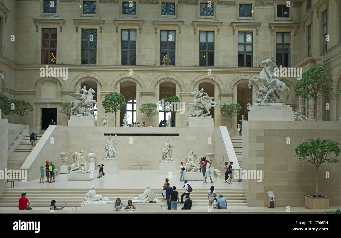 Musée du Louvre. the Louvre Museum, Paris France Stock Photo - Alamy