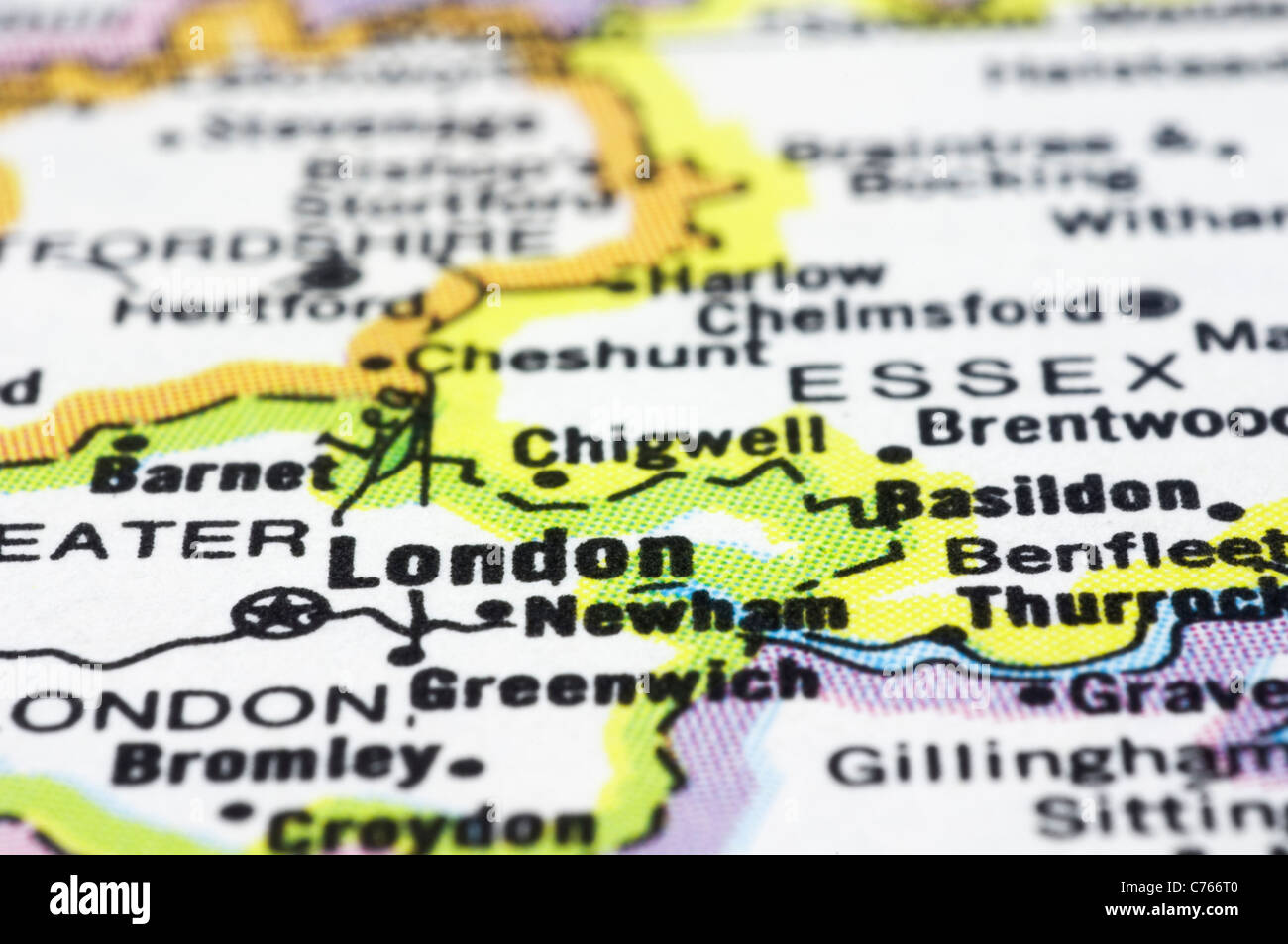 London on map hi-res stock photography and images - Alamy