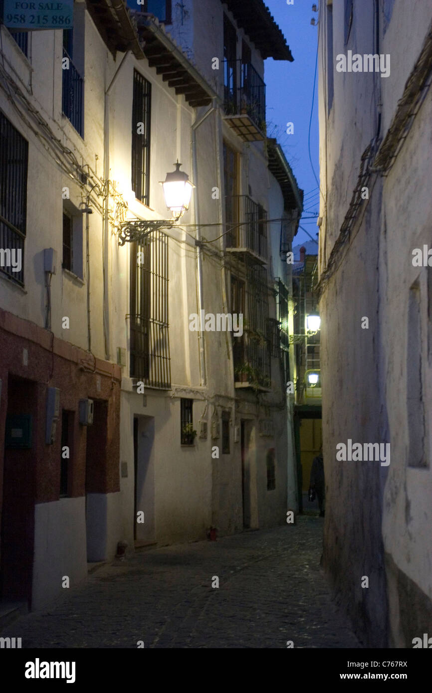Albayzin streets at dawn (Granada Stock Photo - Alamy