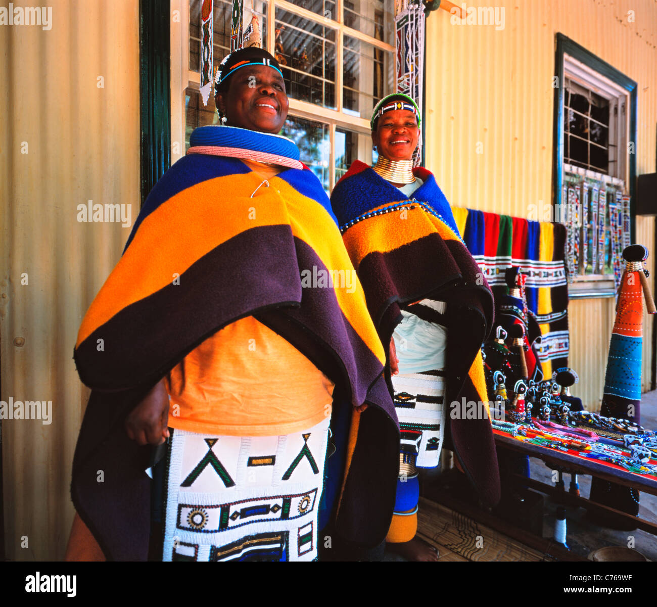 Ndebele traditional dress hi-res stock photography and images - Alamy