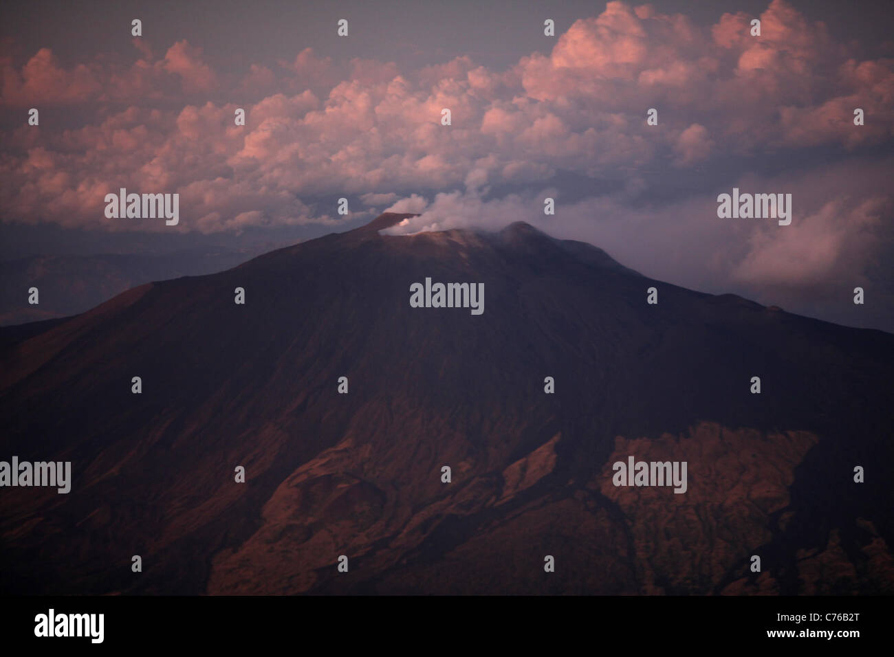 Europes largest active volcano hi-res stock photography and images - Alamy