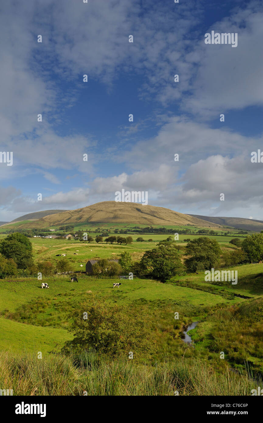 Bowland fells hi-res stock photography and images - Alamy