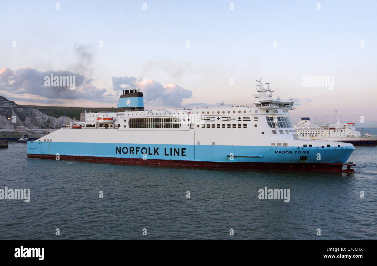 Dover logo hi-res stock photography and images - Alamy