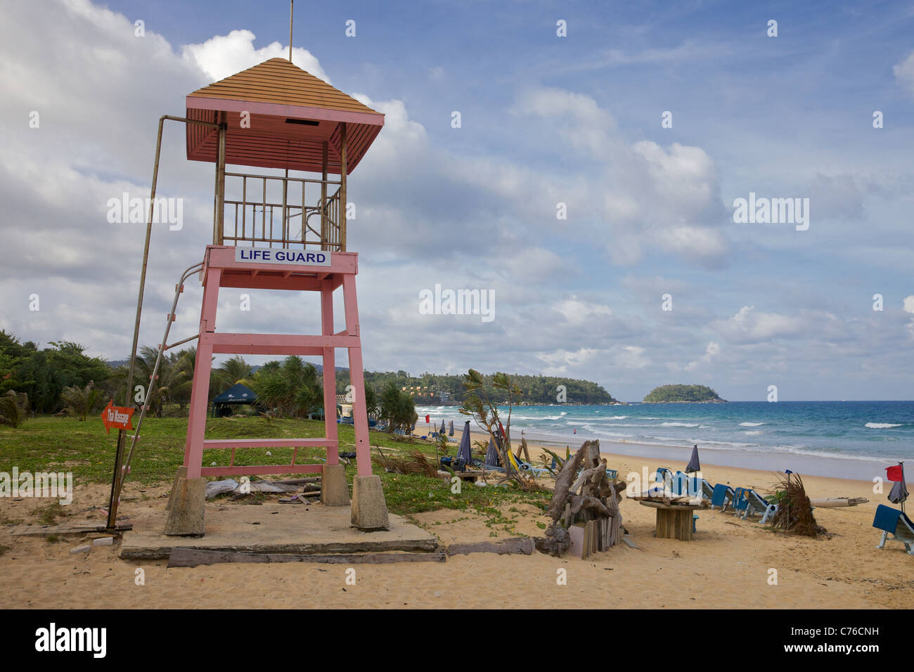 Life guard watch tower hi-res stock photography and images - Alamy