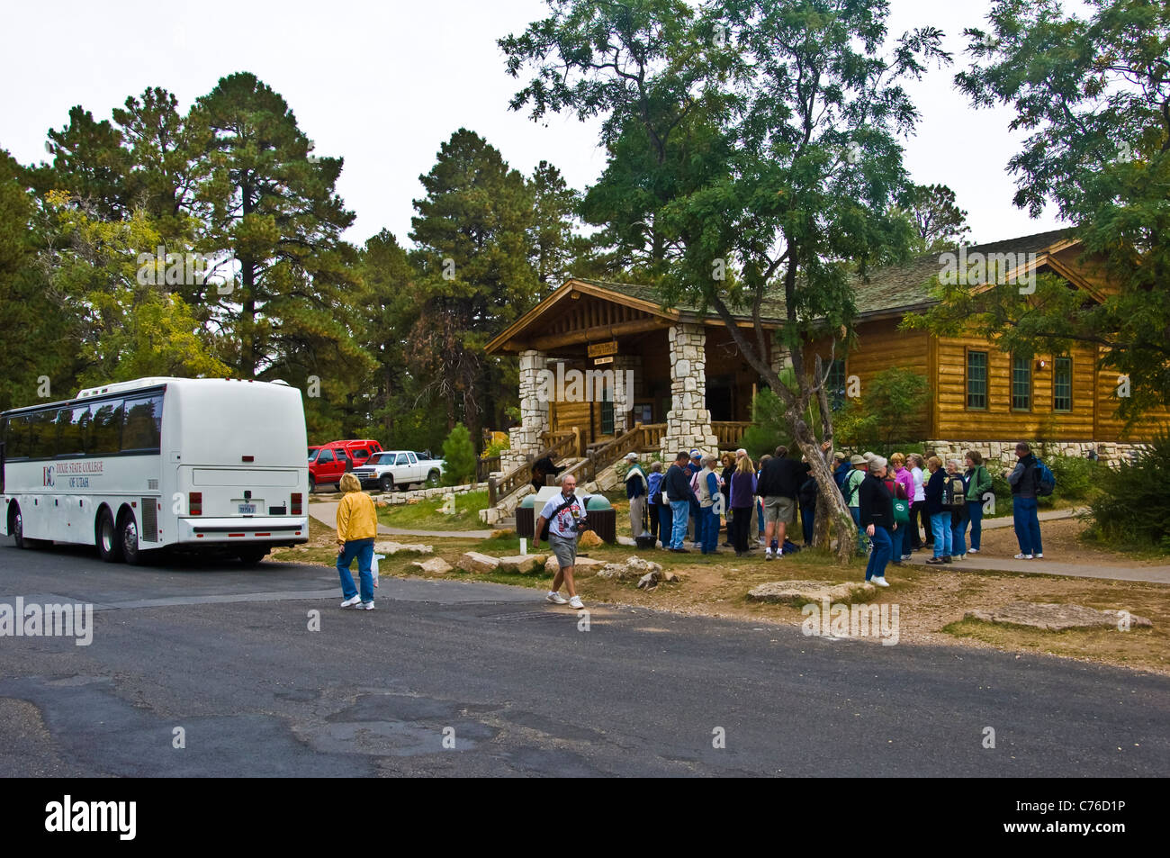 Elderly group bus hi-res stock photography and images - Alamy