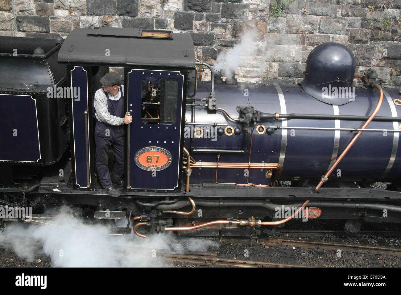 ffestiniog and welsh highland steam train in caernarfon station wales ...