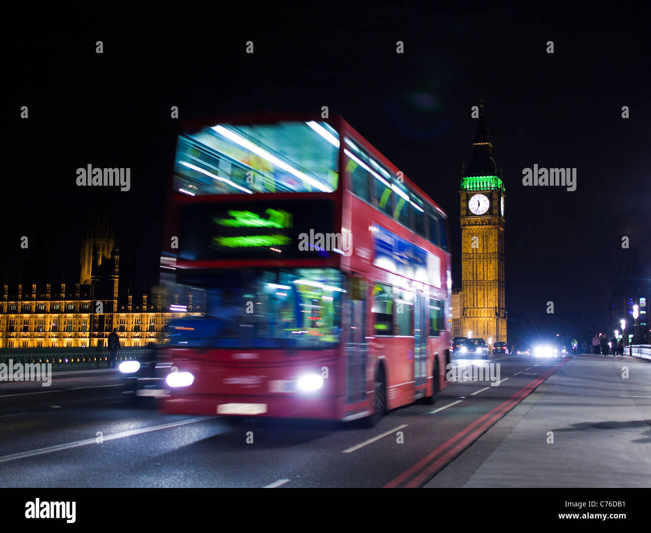 Bus headlights night hi-res stock photography and images - Alamy
