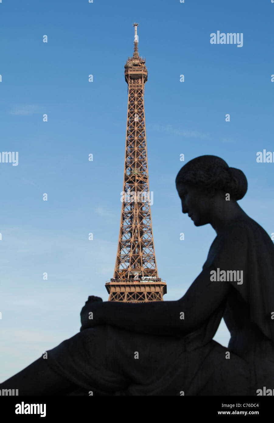 France, Paris, Statue of woman in front of Eiffel Tower Stock Photo - Alamy