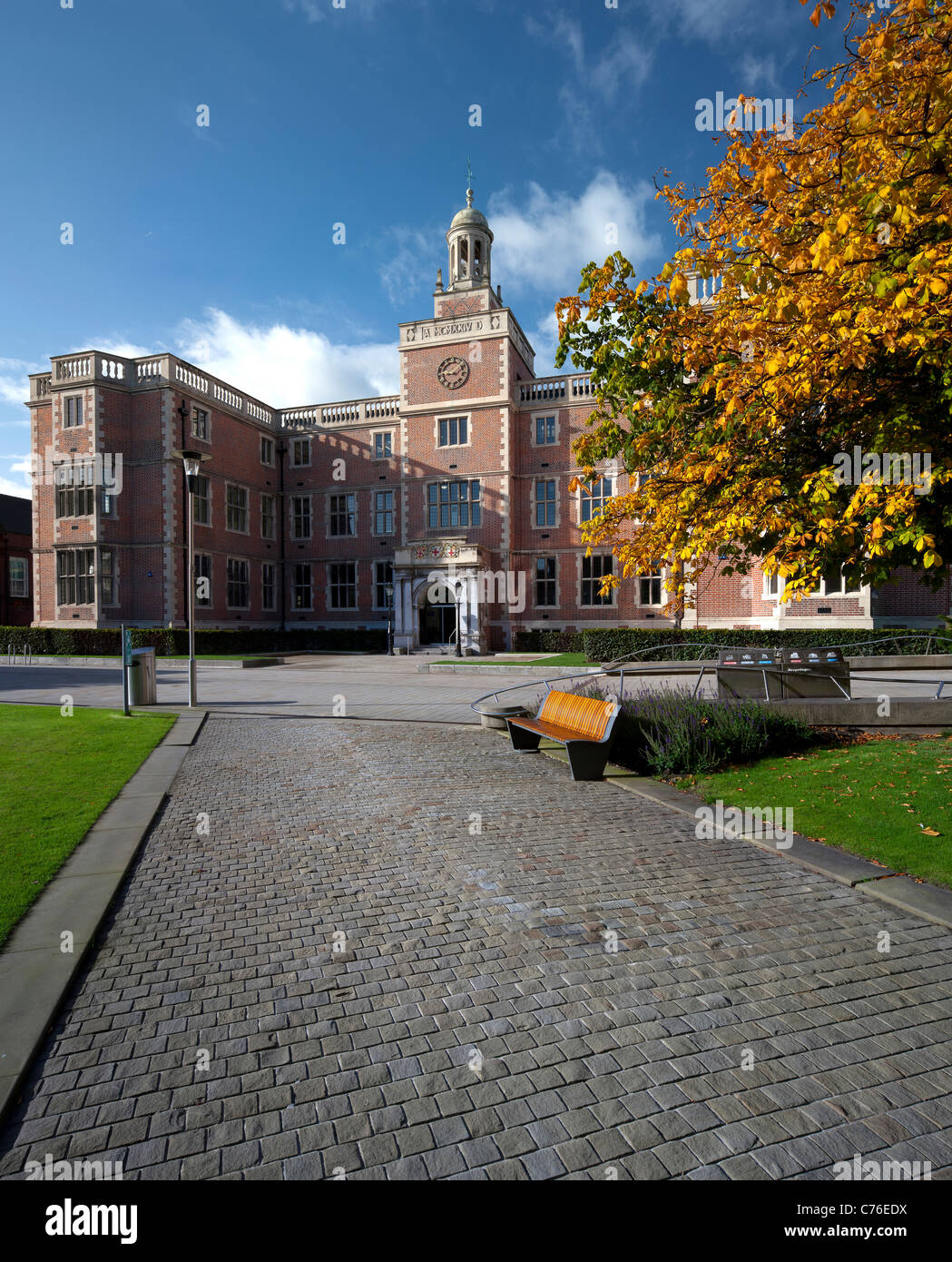 Student Union Building and courtyard at Newcastle University, Newcastle ...