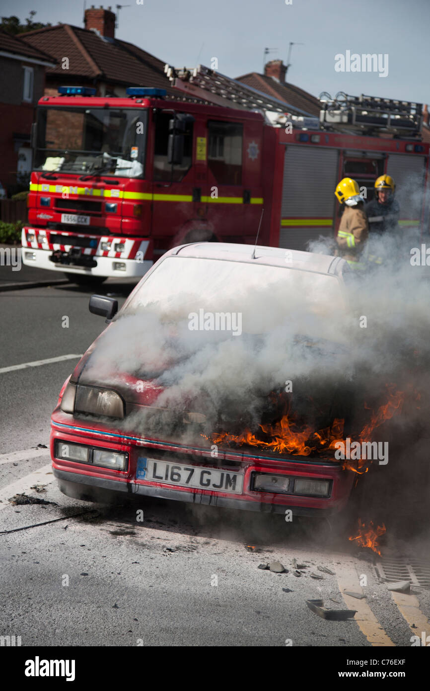Red burning flaming car hi-res stock photography and images - Alamy