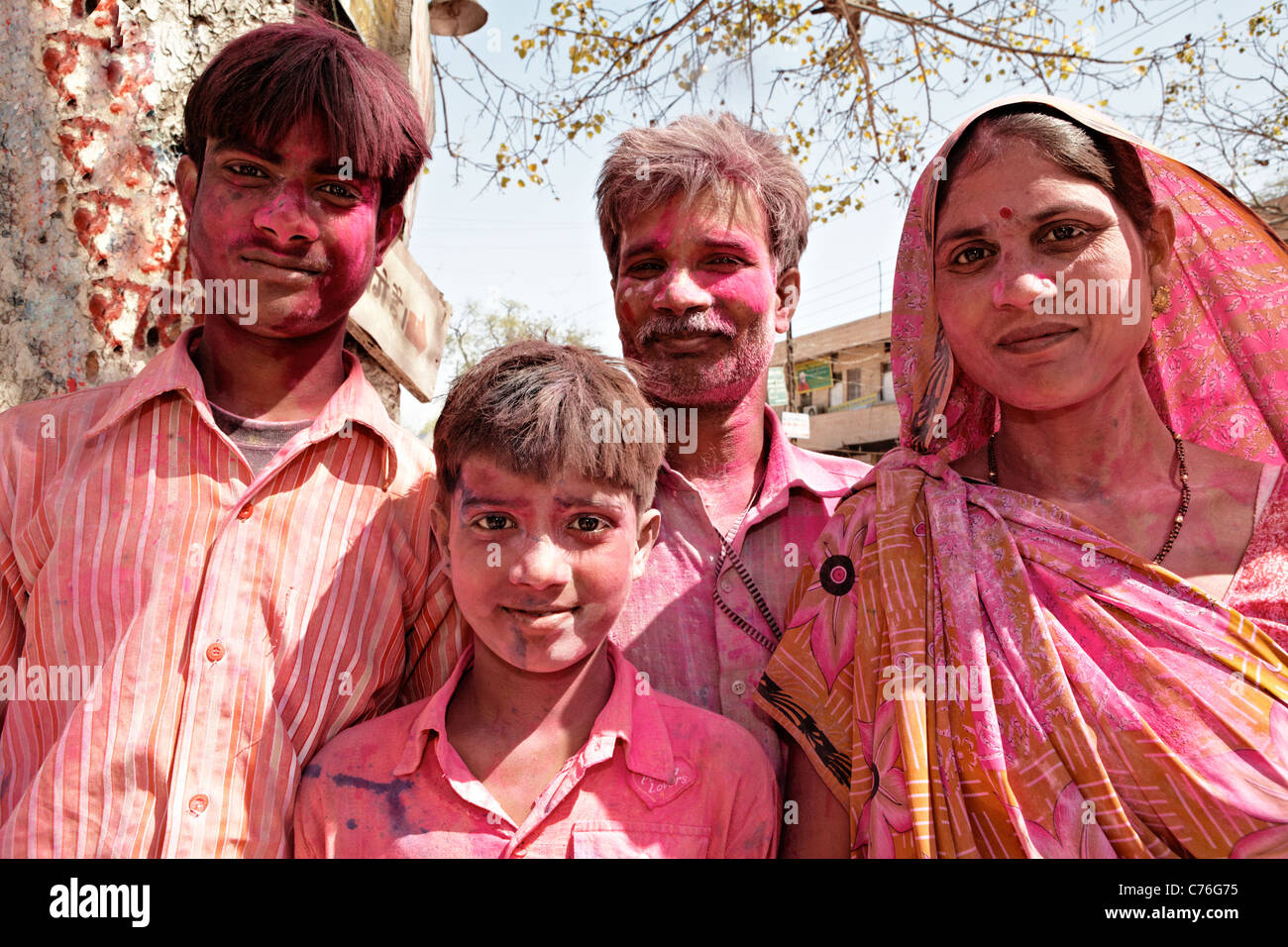 Family festival indian hi-res stock photography and images - Alamy
