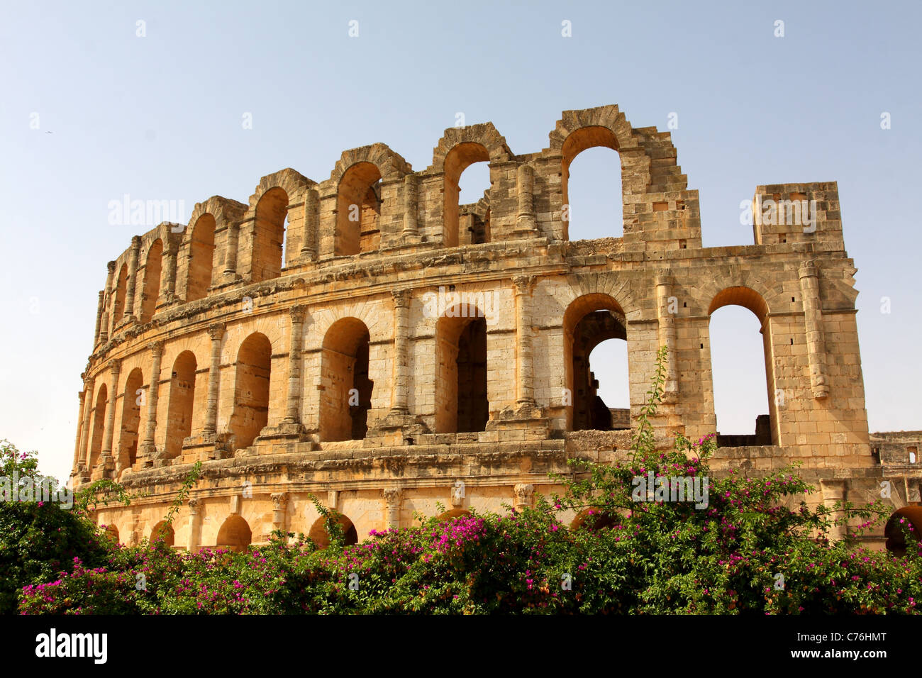 Ancient roman architecture in tunisia hi-res stock photography and ...