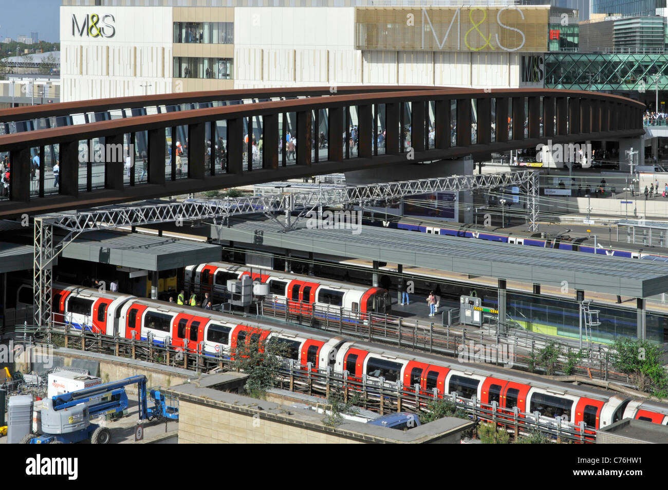 Stratford tube trains hi-res stock photography and images - Alamy