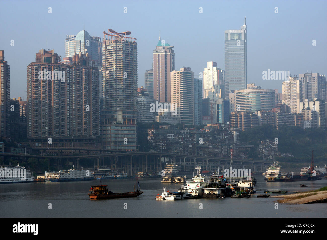 Chongqing skyline hi-res stock photography and images - Alamy