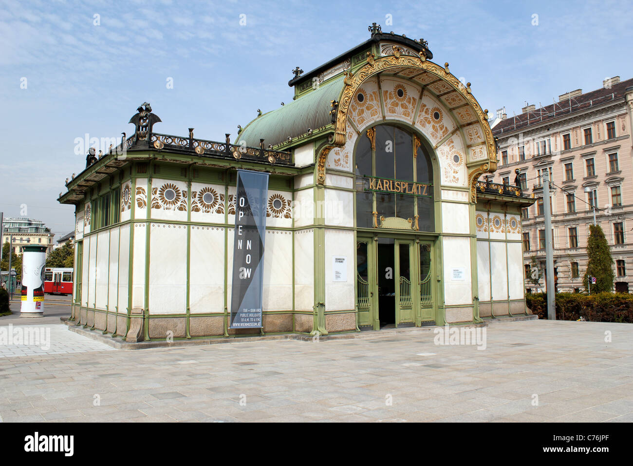 Station Karlsplatz, Vienna, Austria Stock Photo - Alamy