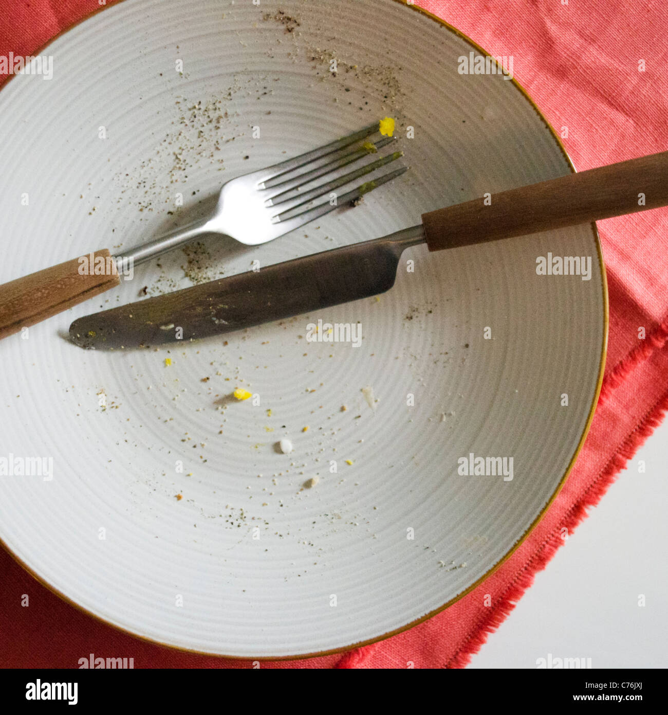 Empty plate hi-res stock photography and images - Alamy