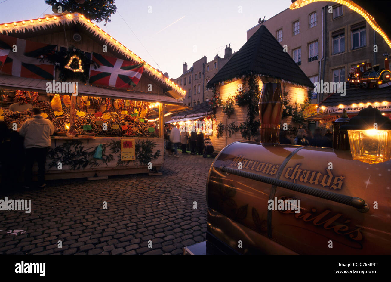 Roast chestnuts stand, Christmas market, PLace St Louis, Metz, Lorraine ...