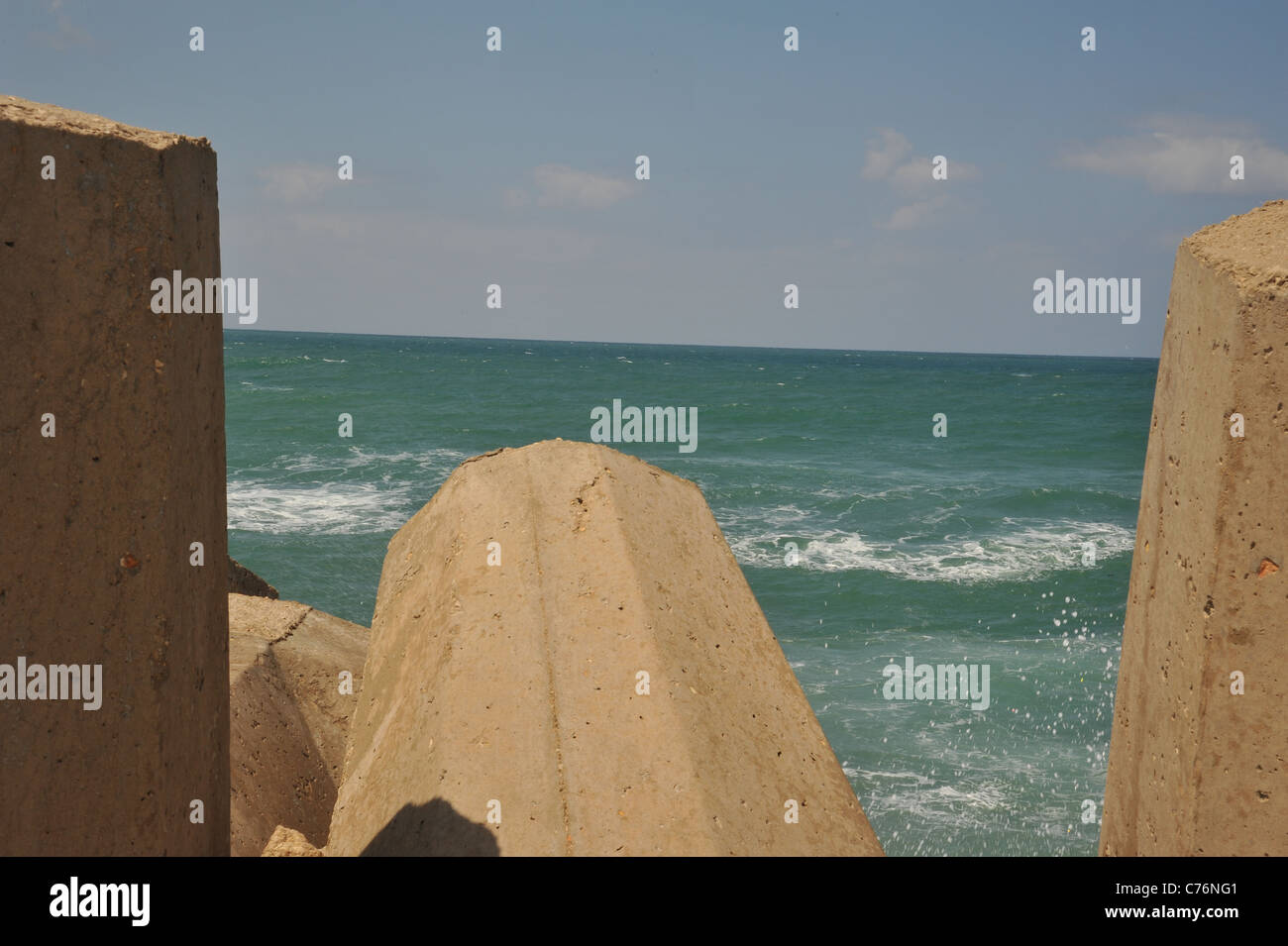 sea shore with rocks Stock Photo - Alamy