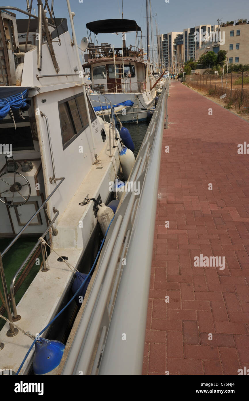 boat in marine Stock Photo - Alamy