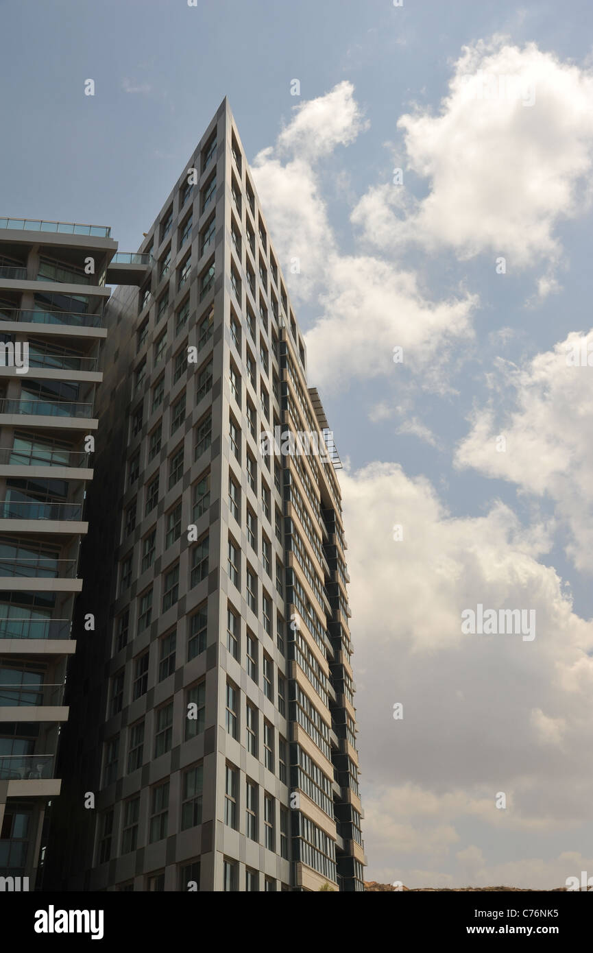 Triangle structure hi-res stock photography and images - Alamy