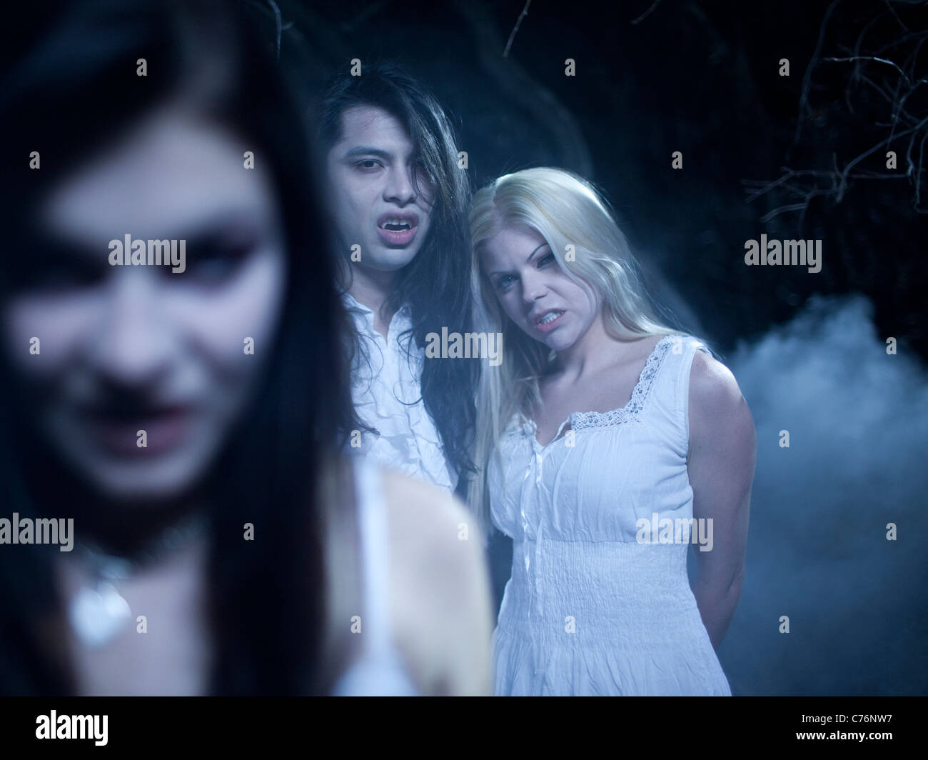 Vampires hi-res stock photography and images - Alamy