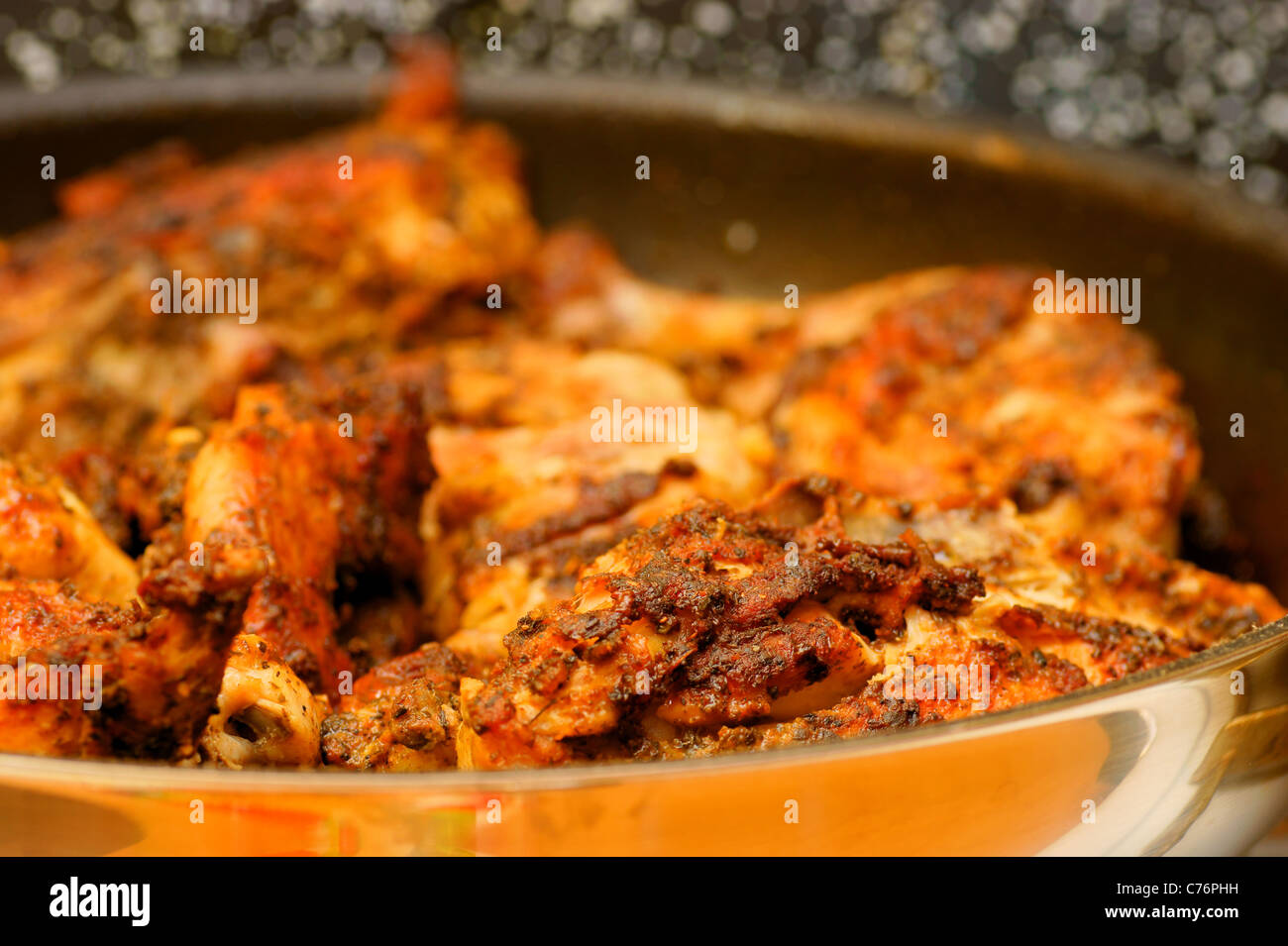 Roasted chicken on pan Stock Photo - Alamy