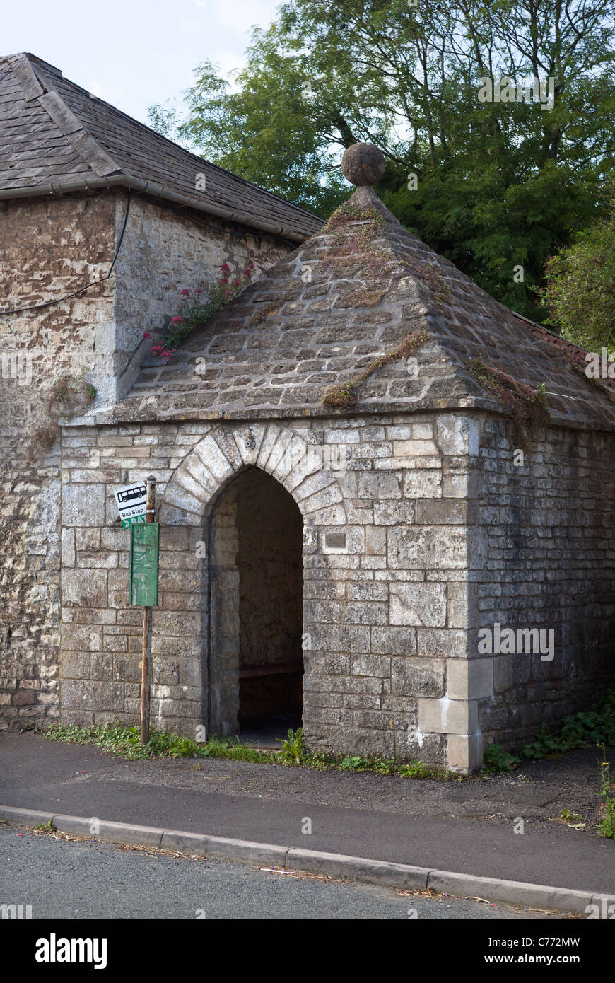 The Old Village Lock Up or Gaol now a Bus Stop Kilmersdon Stock Photo ...