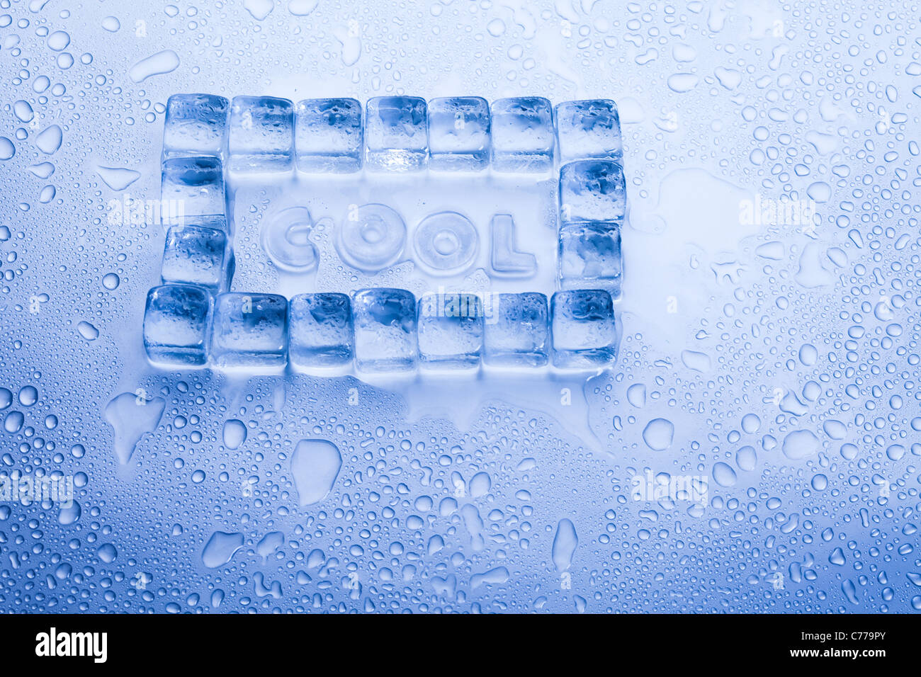 Ice cubes & aqua Stock Photo - Alamy