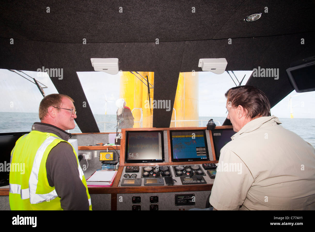 Crew transfer boat hi-res stock photography and images - Alamy