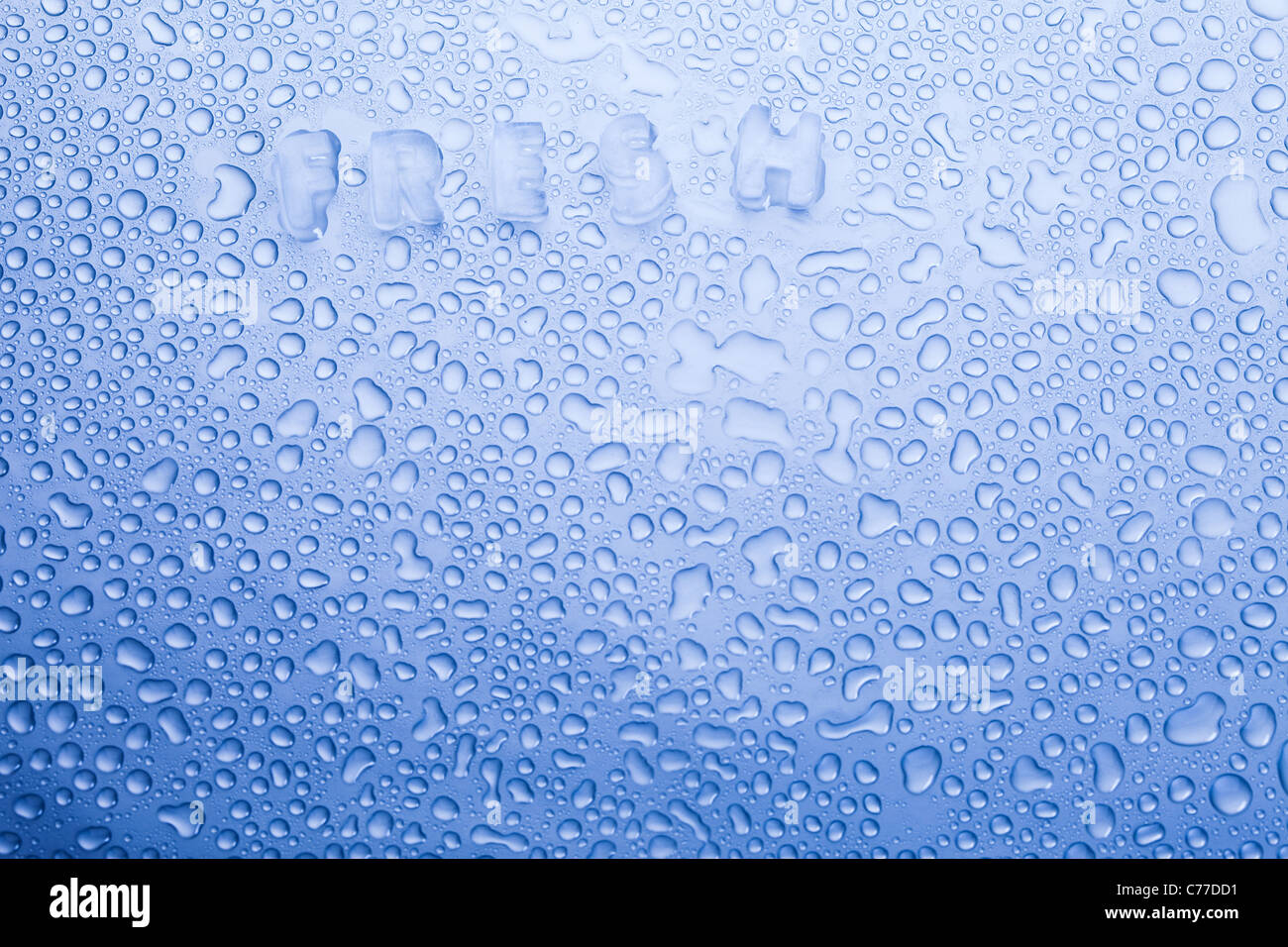 Ice cubes & aqua Stock Photo - Alamy
